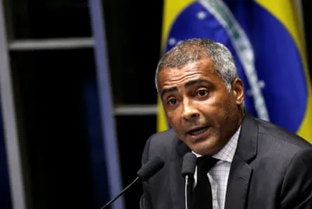 Romário se Déclare Légende du Football: 'Je Note Mes Compétences à 11 ...